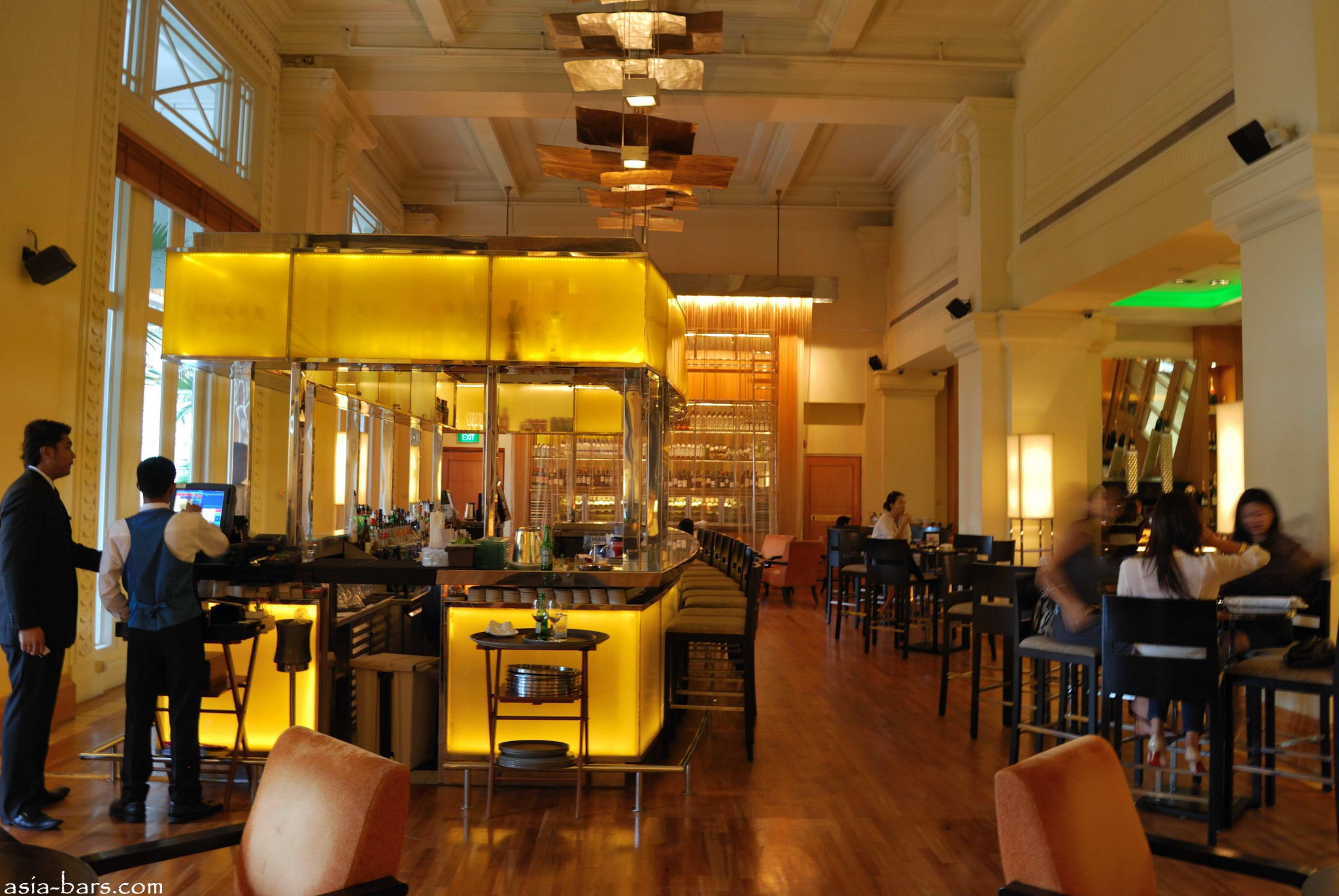 post-bar-fullerton-hotel-9 - Asia Bars & Restaurants